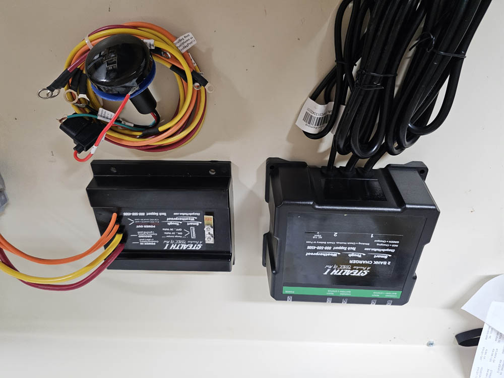 Stealth 1 On Board DC 24V-36V Charger Lithium Charger – Drewcraft Marine Products